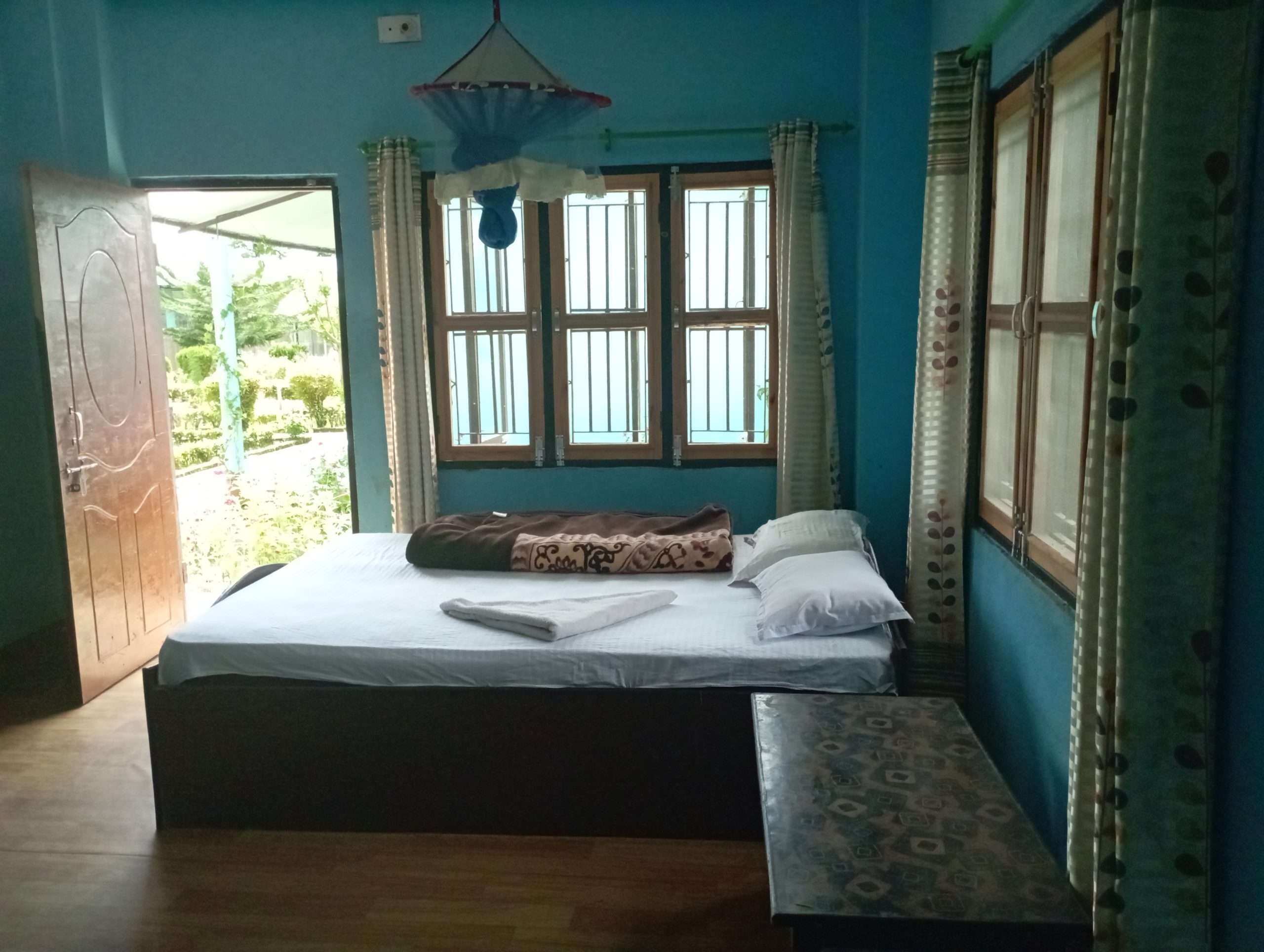 Rooms - Ghumtee Riviera